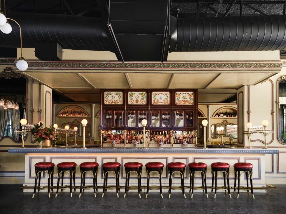 5 Ways to Design the Perfect Commercial Bar Top - La Bastille